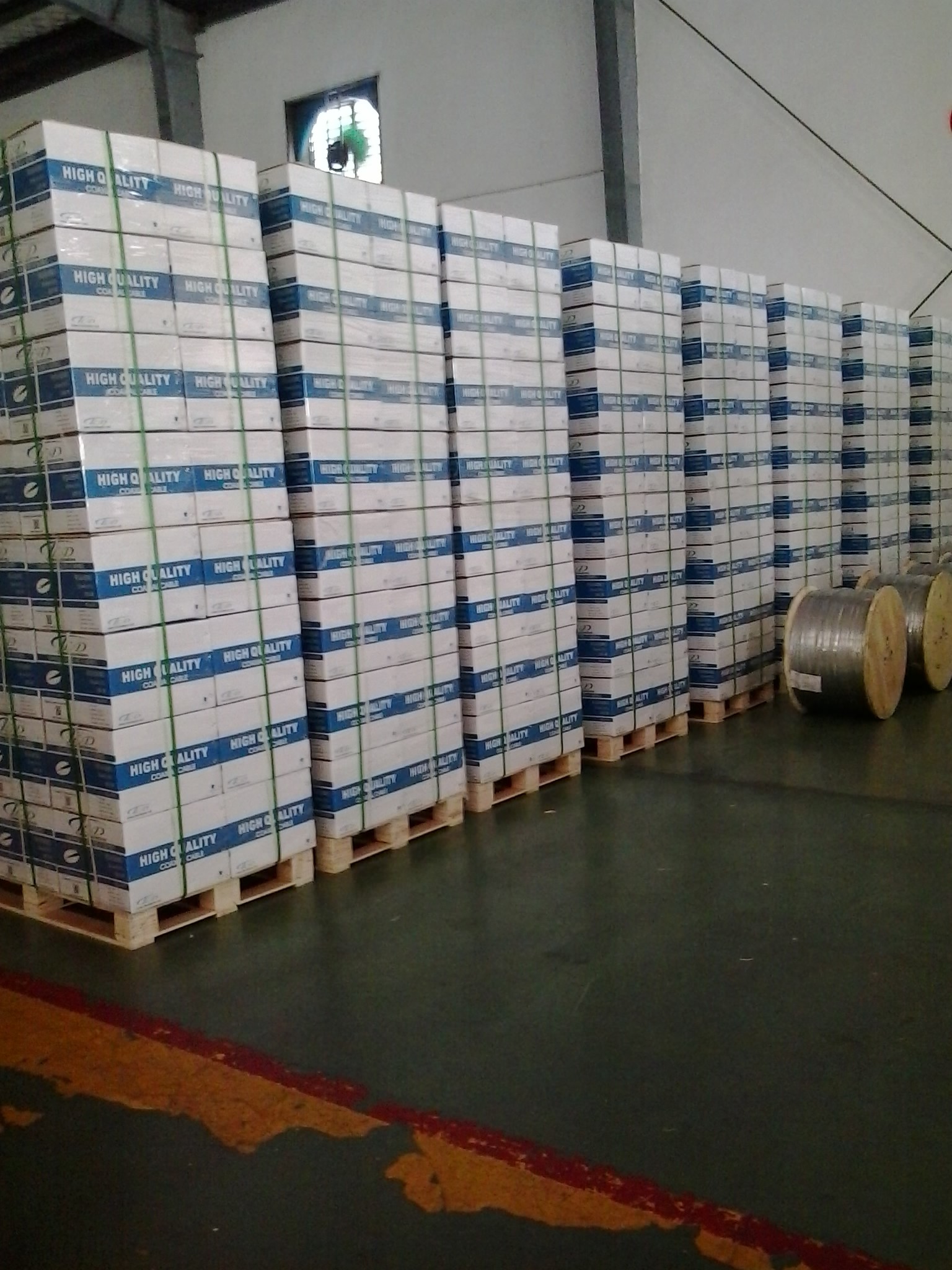 Quad Shield RG7 Coaxial Cable For Indoor CATV System , 0.12 X 96 ...